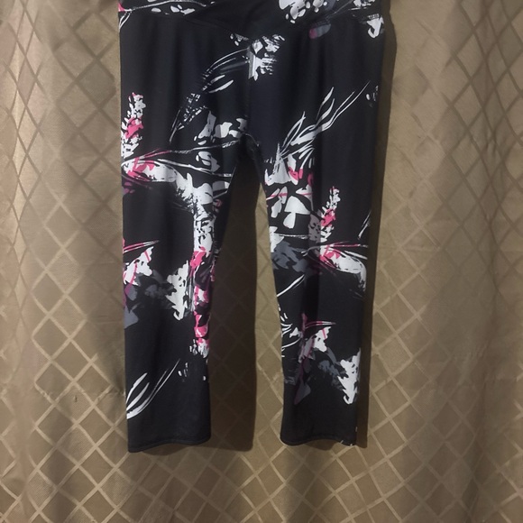 Fabletics | Pants & Jumpsuits | Fabletics Dynamic Black And White ...